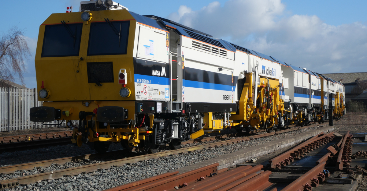 VolkerRail’s two new B 66 Matisa Tampers arrive in the UK ...